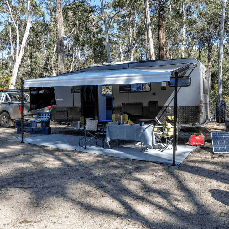 Tourer Awnings – Aussie Traveller