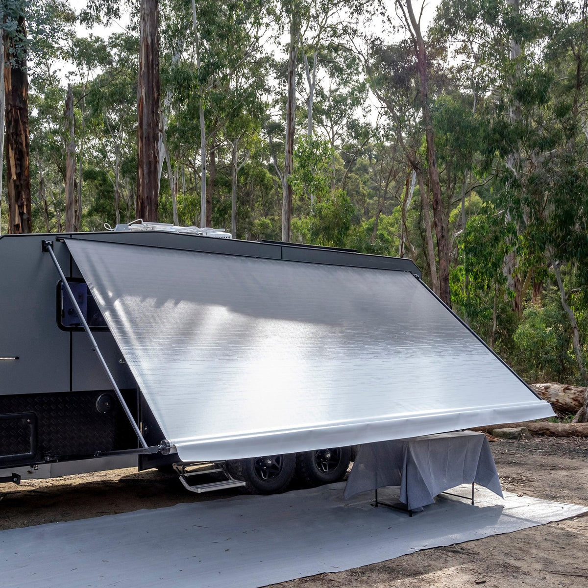 Tourer Awning – Aussie Traveller